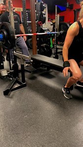 Does gender matter when picking attempts? I find I can’t hit two really heavy singles back to back. If I tried 305 or 310 on my 2nd, I would have missed my 3rd of 315. I just can’t recover. I have to spread them out a bit more. Where I see some men able to hit two very heavy lifts back to back. Thoughts?? Join my www.thompsonsgym.programs.app and get access to all my programs, Instructional videos, metrics and an invite into my private community! Link in bio @a7intl @sspnutrition @airwaav @cgbod