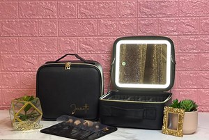 Personalized Makeup Bag Travel Case With Led Mirror,cosmetic Bag With Rechargeable Lighted Mirror, Portable Makeup Box With Mirror and Light - Etsy