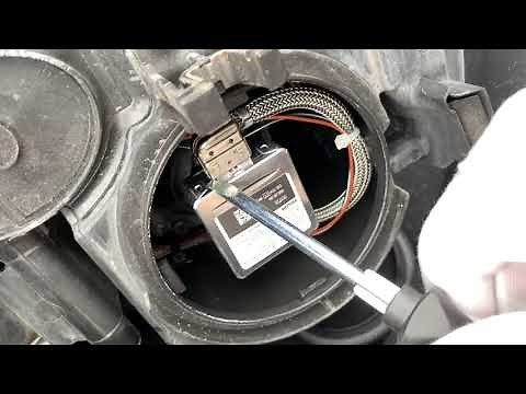 DIY How To Replace Low-Beam Xenon Headlight on Audi B8 (IN 10 EASY STEPS!)
