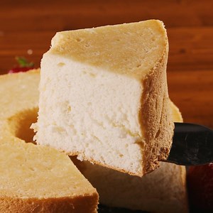 268K views · 2.1K reactions | This is the FLUFFIEST Angel Food Cake...