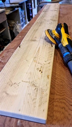 Scaffold board bench top. Then a scaffold board table top... this is only part of a lovely family dining area we're putting together. #scaffold #woodworking #diningtable #bench #scaffoldbench #ayrshire #fortheloveofthecustomer #mirka | Ayrshire WoodWorking