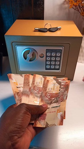 Fireproof Saving Machine - Secure Your Savings Today!