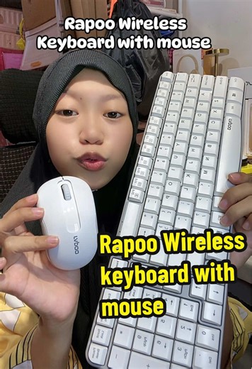 Rapoo wireless Keyboard with Mouse plus free batteries #wirelesskeyboard #keyboardwithmouse #keyboard #rapookeyboard #wirelesskeyboardandmouse