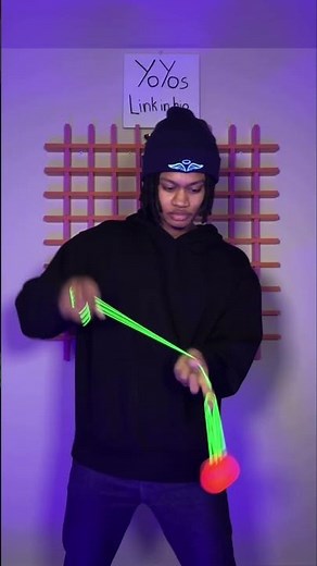 yoyo tricks PERFECTLY synced to Thick Of It..