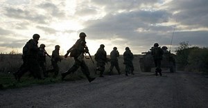 Experts estimate probability of Russia's large-scale offensive in Donbas ahead of Ukrainian elections