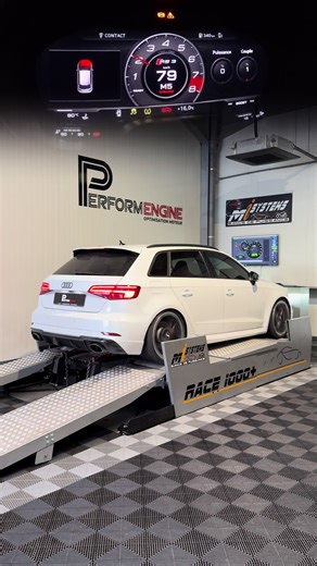 🚗 Audi RS3 8V2 2.5 TFSI DNWA 400ch 📉 Origine : 400ch - 480Nm 📈 Stage 2 : 480ch - 656Nm 📈 Gains : 80ch 176Nm ⚙️ Stage 3 TCU DQ500 MQB 🔧 Pièces installées : - Downpipe catalyseur sport @milltek - Admission @eventuri - Inlet @eventuri 🔧 Nos services : Vente & installation de pièces performance Reprogrammation moteur & boîte automatique Passage au banc de puissance 🛒 shop.performengine.be Pour plus d’informations : 📩 info@performengine.be 📲 065/70.02.26 📍Rue du Grand Courant 4A/4, 7033 Cue