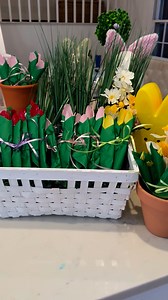 Spring Party Flower Utensil Hack! 🌸🌷 how cute? Turn flatware into flowers for your spring parties!! #spring #decor #dollartreehacks #springhack #easter #mothersday | At Home With Shannon