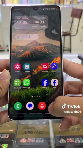 Padahal gampang banget loh caranya 🥹 #tipsandtricks #samsung #rekamlayarsamsung #onehandoperation #samsung #samsungindonesia #samsunga33 #fyp #masukberanda