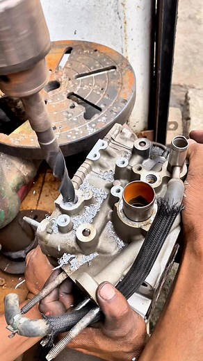 Cam Sensor Port Drilling and Feeding Cam sensor ! #camsensor #drilling #EngineHead #rxmechanic #fblifestyle | Rx Mechanic