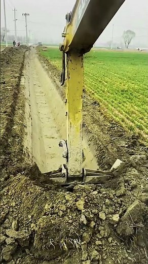 Trapezoidal Trench Excavation with Custom Excavator Bucket