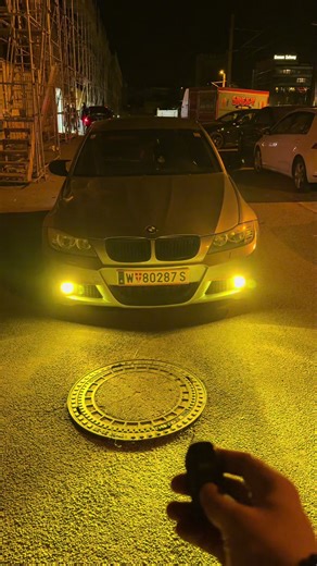 Bright BMW Fog Lights with Remote Control