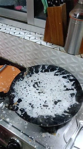 Skill of making Rice powder roti #shorts