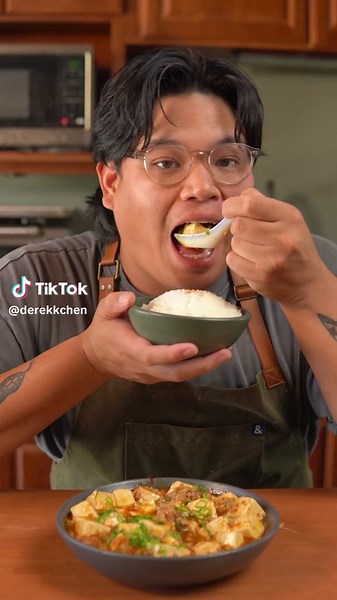 Mapo Tofu Ingredients * 3 tbsp neutral oil * 1/2 lbs ground beef/pork * 1 inch knob ginger(minced) * 4 cloves garlic(minced) * 2 scallions(white portion sliced; save green portion for garnish) * 2 tbsp doubanjiang * 2 tsp Sichuan Chili flakes * 1-2 tsp Sichuan peppercorn powder * 2 tbsp shoaxing wine * 1 tsp soy sauce * 2 tsp sugar * 1/2 tsp white pepper * 2/3 cup chicken/beef stock * 1 lbs soft/silken tofu * 2 tsp cornstarch 3 tbsp water * 1 tsp sesame oil Instructions 1. Mince ginger and garli