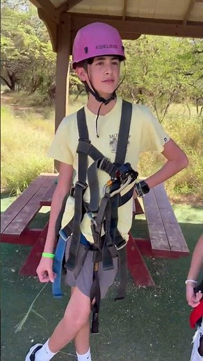 Spring Break in Hawaii! Surfing. Zip-lining. Sunshine. Beach. Check out our vlog! #aulani