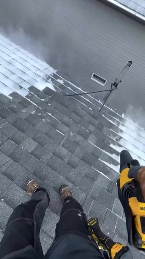 19 years ago, I would’ve been up on this roof with a push broom. For the past few years since cordless battery technology has advanced, I now get the luxury of using a blower which cleans the roof off much faster and cleaner. I started out with DeWalt’s regular Flexvolt blower, then when the Axial blower came out I bought this one. I do prefer the Axial blower because it’s more friendly to left-handed people and I like to switch hands frequently so I can keep the other hand warm in my pocket. Th