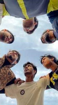 गरीब बच्चे को फुटबॉल नहीं मिली🥺 #foryou #shortsfeed #emotional #hearttouching #football #shorts