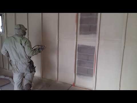 Isolation de mur interieur par polyurethane projeté à Hendaye France. Mousse polyurethane projetée