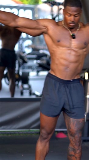 Looking to ignite your chest workout and unlock that post-gym pump like never before? 💪🔥⁠ ⁠ Channel your inner beast and chisel your upper body to perfection, just like our very own #InnoSupps powerhouse @simeonpanda 😈⁠ ⁠ Here’s your ultimate chest-sculpting routine:⁠ 1️⃣ Cable Fly | 4x 8-10 reps⁠ 2️⃣ Dip Machine | 4x 10-12 reps⁠ 3️⃣ Incline Cable Press | 4x 8-10 reps⁠ 4️⃣ Machine Chest Press | 4x 8-10 reps⁠ ⁠ And to supercharge your results, take a shot of Volcarn 2000 for an electrifying bo