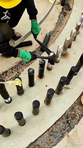 Wind turbine screw rust removal operation sharing