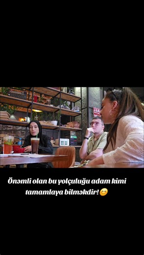 Bəli,kim üçünsə uzun,kim üçünsə qısa olan bu səfərdə önəmli olan məqsədli,iradəli və ən əsası düzgün irəliləməkdir.heç bir çətinliyə baxmadan yıxılıb yenidən qalxmağı bacarmaq,yoluna davam edə bilməkdir.Problemləri real qəbul edib ruhdan düşməmək,məqsədinə doğru irəliləmək isə uğurun ən əsas prinsiplərindəndir.Ayağına tikanlar həmişə batacaq,səni hədəfindən sapdıran düşüncələr,imtahanlar həmişə olacaq.Yetər ki,onun imtahan olduğunun fərqinə var və düzgünlüyünü,insanlığını ortaya qoy.Anla ki,yaşa