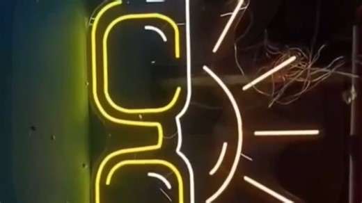 سفارش تابلو نئون پلکسی با طرح دلخواه