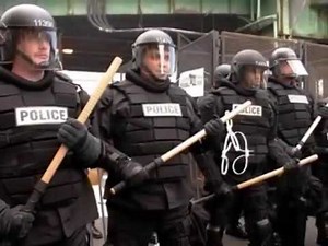 Hurricane Katrina - When The Levees Break: Bombing of the Lower 9th Ward 2 of 8