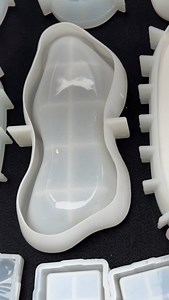 124 reactions | Make a wavy centerpiece container with me 﫶 | Connell&Co | Facebook