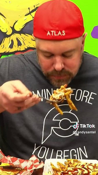 Hooligan Burger Challenge: 8 Patties & 9 Grilled Cheese