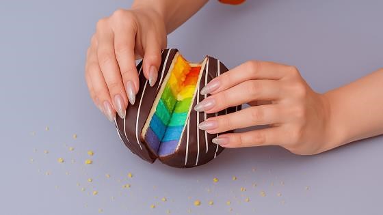 How to Make a Rainbow Chocolate Dome Cake