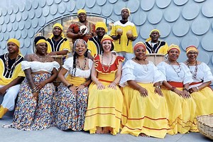 When my team and I set out to make another season of #BareFeetNYC, the goal was (and continues to be) to shine a light on people whose cultures don’t always get the recognition they deserve. For every single episode of Bare Feet starting from Season 4, that has been my guiding light. And this is especially true for our GARIFUNA episode. A lot of you may ask who the Garifuna people are…this is EXACTLY why we knew it was so important to do this episode. I am so grateful to the entire Garifuna comm