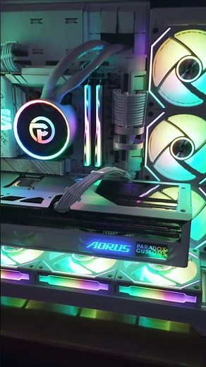 My Lian Li O11 Vision Compact Build! 🤩