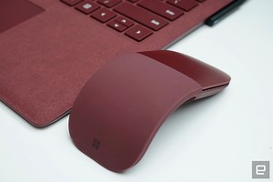 El Surface Laptop no viene solo: así es el Surface Arc Mouse