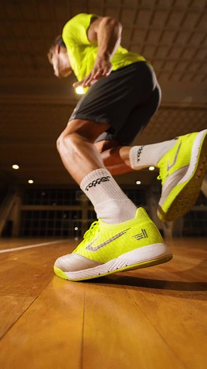 Fuse: a versão mais performática da linha Dominator! Para quem quer unir tecnologia, qualidade e conforto em um modelo só. Seu cabedal em Knit e estrutura fusionada garantem mais estrutura e estabilidade. Entressola em full EVA com áreas de ventilação que ajudam o pé a respirar e diminuem a incidência de lesões. Sem dúvidas, a sua escolha perfeita. #Topper #TopperBrasil #DominatorFuse | Topper