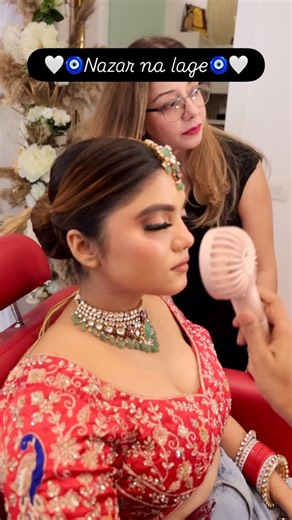 📞 Call / WhatsApp: 9205234430 ✨ This Is Your Time to Shine ✨ 🧿Registrations are now open for the next batch of Professional Makeup & Hairstyling (Basic to Advanced) at REDD Makeup Academy. 🤍Turn your passion into a profession, build real skills, and step confidently toward the career you’ve always dreamed of. ♥️Enroll now and begin your journey with expert guidance, hands-on training, and real industry exposure. Professional Makeup Course • Makeup & Hairstyling Training • Beginner to Advanced