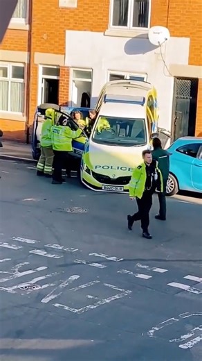 3.3M views · 11K reactions | Can’t park there ‍♂️ #spotted #derby #police #cantparktheremate #screwdrivers #funny | Piano Man | Facebook