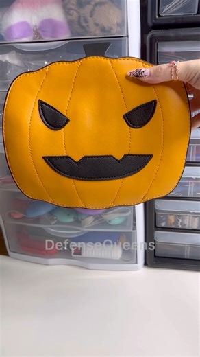 Pumpkin bag and beaded keychain 🎃🧡 #Halloween #halloweendecor #halloweeneveryday #halloweenvibes #halloweentreats #spookyseason #spooky #spookyvibes #october #spiderweb #ghosts #witchesofinstagram #witchythings #witchyvibes #halloweenspirit #trickortreat #shoppinghaul #halloweenseason #pumpkinspice #pumpkins #pumpkinseason #pumpkinspicelatte #skulls #falldecor #fallvibes #hauntedhouse #haunted #blackcat #blackcatsofinstagram #blackcatsrule #pumpkinspiceeverything | Defense Queens