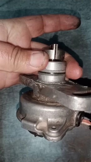 the car distributor should be old #cardistributor #car #shorts #experiencematters #carrepaircity