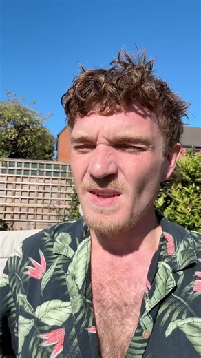 Ultra-processed foods are designed to keep you trapped in the cycle. That’s why no diet ever sticks. Once you see the tricks, you can’t unsee them. I put everything I learned into a pocket guide — survival rules, snack swaps, and my own story. 📕 Link in bio — grab it today and start foraging smarter. #food #advice #health #ad #guide #ramblinghenry #foryou | Henry Wood