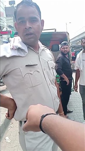 😂 PRANK GONE WRONG?! Fake Police Checkpoint Scares My Friends! 🚨🤣”