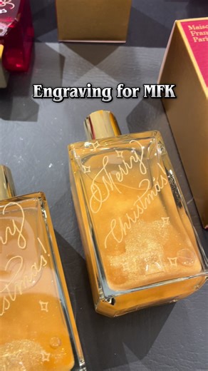 Throwback to this past holiday season and engraving for @maisonfranciskurkdjian at @nordstrom ✨ These perfumed body oils were such a treat for the eyes! 🤩 Looking forward to more #brandmarketing this year. Agencies, event planners, corporations and individual entities, I’m ready and open to book events for a fabulous 2026! #losangelesartist #losangelescalligrapher #luxuryeventplanner #luxuryweddingplanner