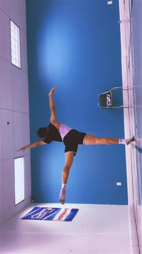 brian on Instagram: "the only thing I dance to is the phantom thread soundtrack 🧠 #dance #explore #like #blackdancers"