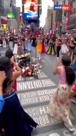 This Navratri, New York’s Times Square came alive with the spirit of Garba as the Indian-American community gathered to celebrate the traditional Gujarati dance. The event beautifully showcased India’s rich cultural heritage and reflected the rising global appreciation for Indian traditions. Source: @IAkankshaP/ X #TimesSquare #Garba #CulturalCelebration #IndianTraditions #NewYork | MiD DAY