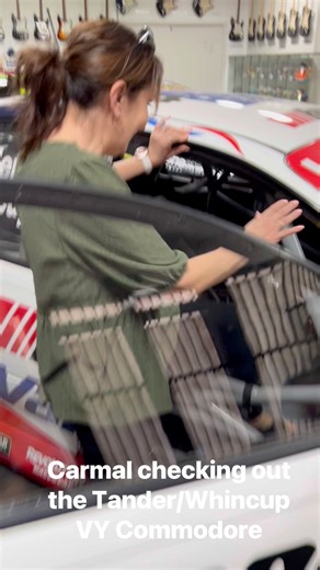 2.5K views · 39 reactions | Carmal checking out the Tander/ Whincup VY Commodore Desert Collectors Australia @top fans | Desert Collectors Australia | Facebook