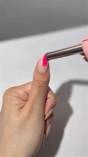 91K views · 166 reactions | Obsessed with this hot pink and glazed amber nail combo? Watch this tutorial for the perfect DIY guide!  | Sistaco | Facebook