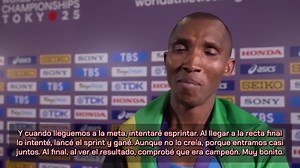 Simbu, después de ser campeón del mundo de maratón por tres centésimas: "Lancé el sprint y gané"