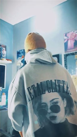 A Day in the Life of a Graphic Designer | Behind the Creative Chaos