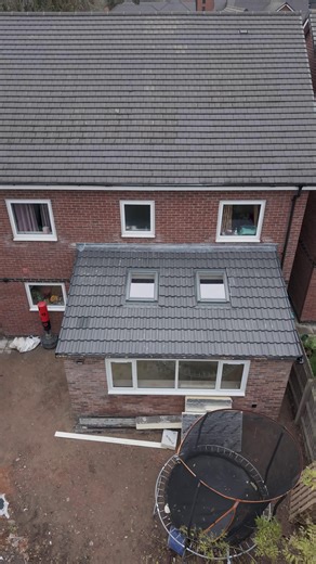 We’re at the plastering stage at this 5.5m x 3m single storey rear extension project in Solihull 📍 We not only assisted our customer with attaining planning permission through handling all of the paperwork, but we also designed & built this extension too! Vaulted ceilings are very much in vogue as they give so much more interior space 👌. Stay tuned to see this project which is just a couple of weeks away from completion! Are you looking to extend your home in 2026? If so, our Christmas Sale is