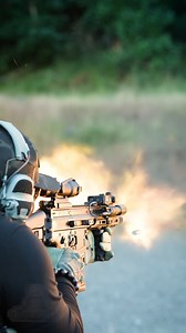 Probando el FN SCAR #FNSCAR #SpecialForcesCombatAssaultRifle #Militaria | Militaría-Historia.