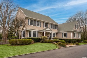 319 Woodbury Rd, Cold Spring Harbor, NY 11724 - MLS L3471065 - Coldwell Banker