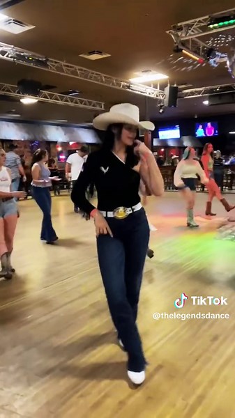 The Legends Dance Team: Classy Country Line Dance